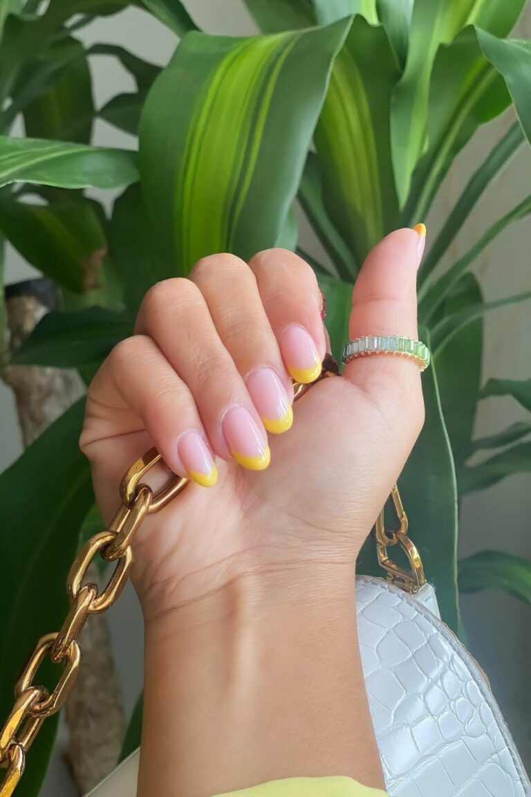 43 Spring Almond Nail Ideas to Refresh Your Look in 2025