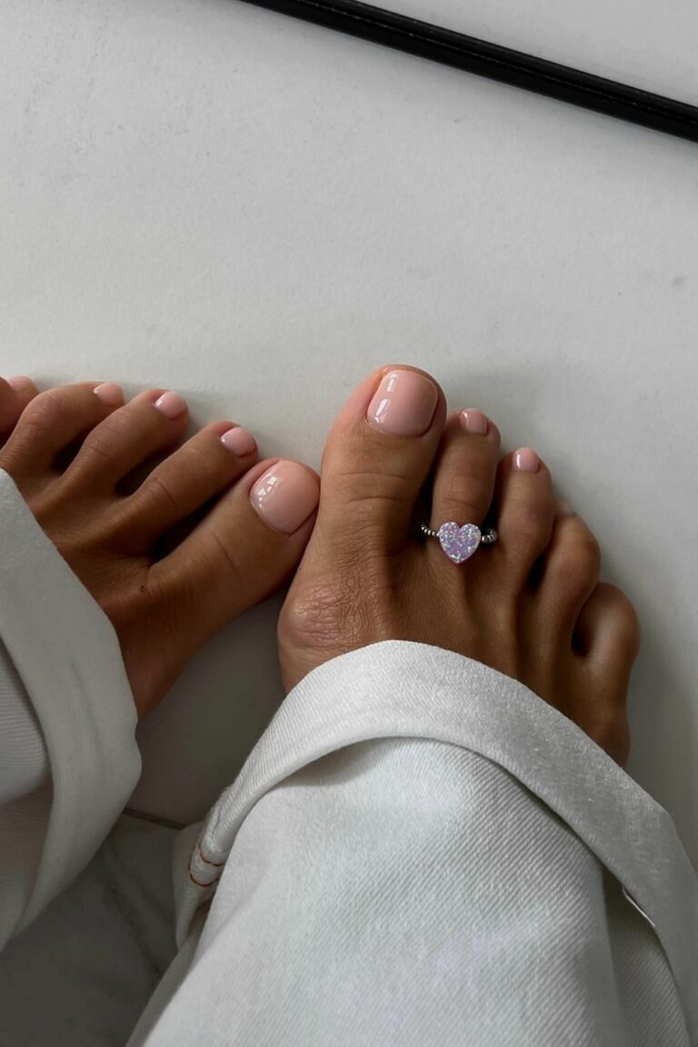Stunning Summer Toe Nails: Top Designs to Flaunt This Season