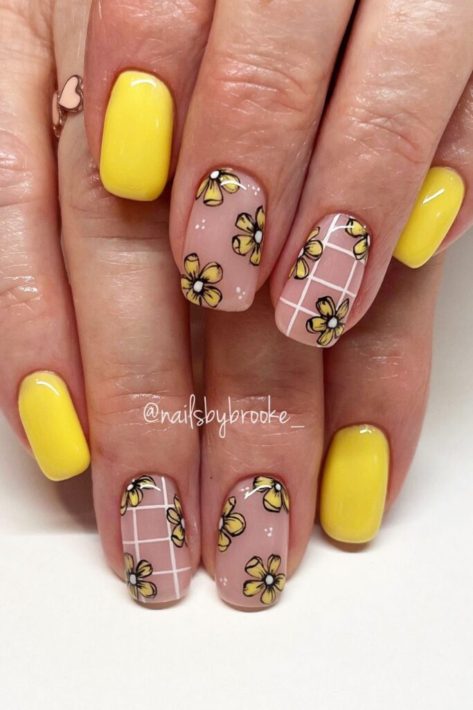 41 Yellow Spring Nail Designs to Brighten Your Look