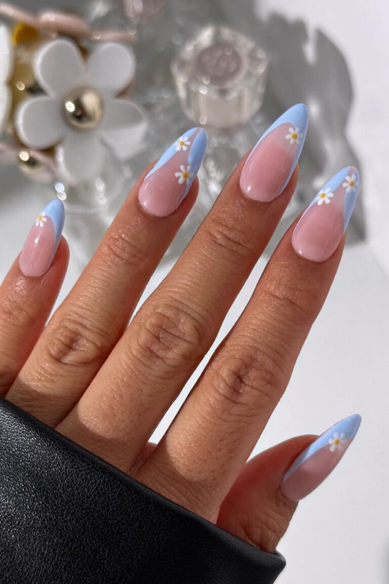35 Stunning Blue Spring Nails to Refresh Your Look