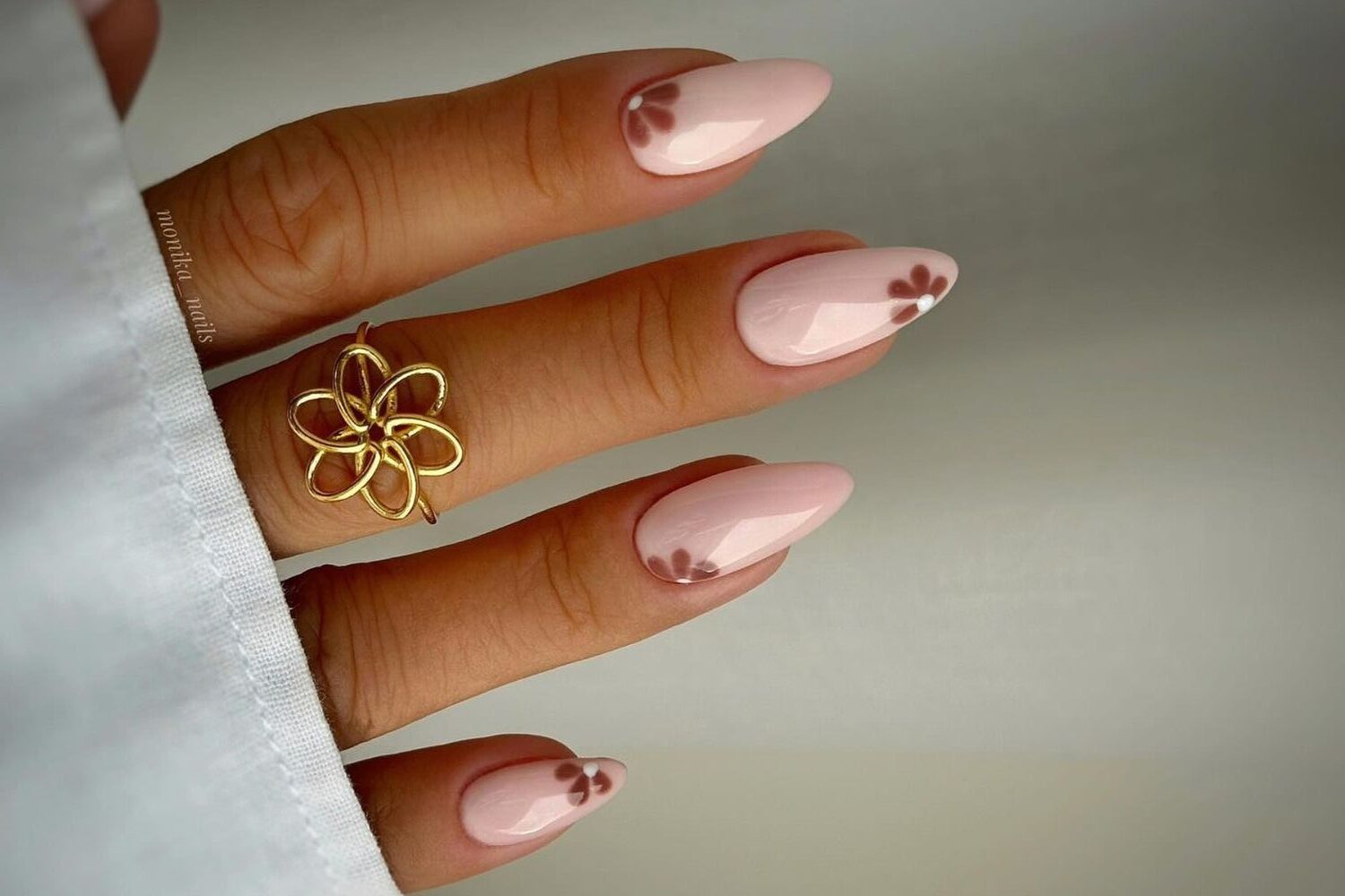 43 Simple Spring Nails: Fresh & Effortless Designs for the Season