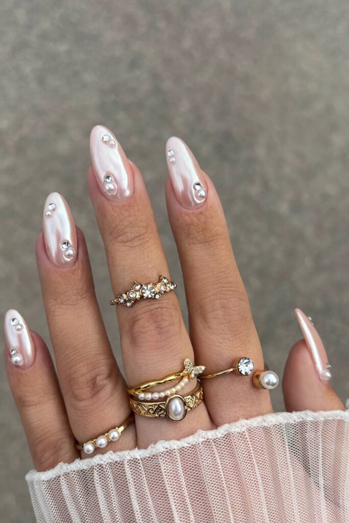 35 Graduation Nails Designs to Celebrate Your Big Day
