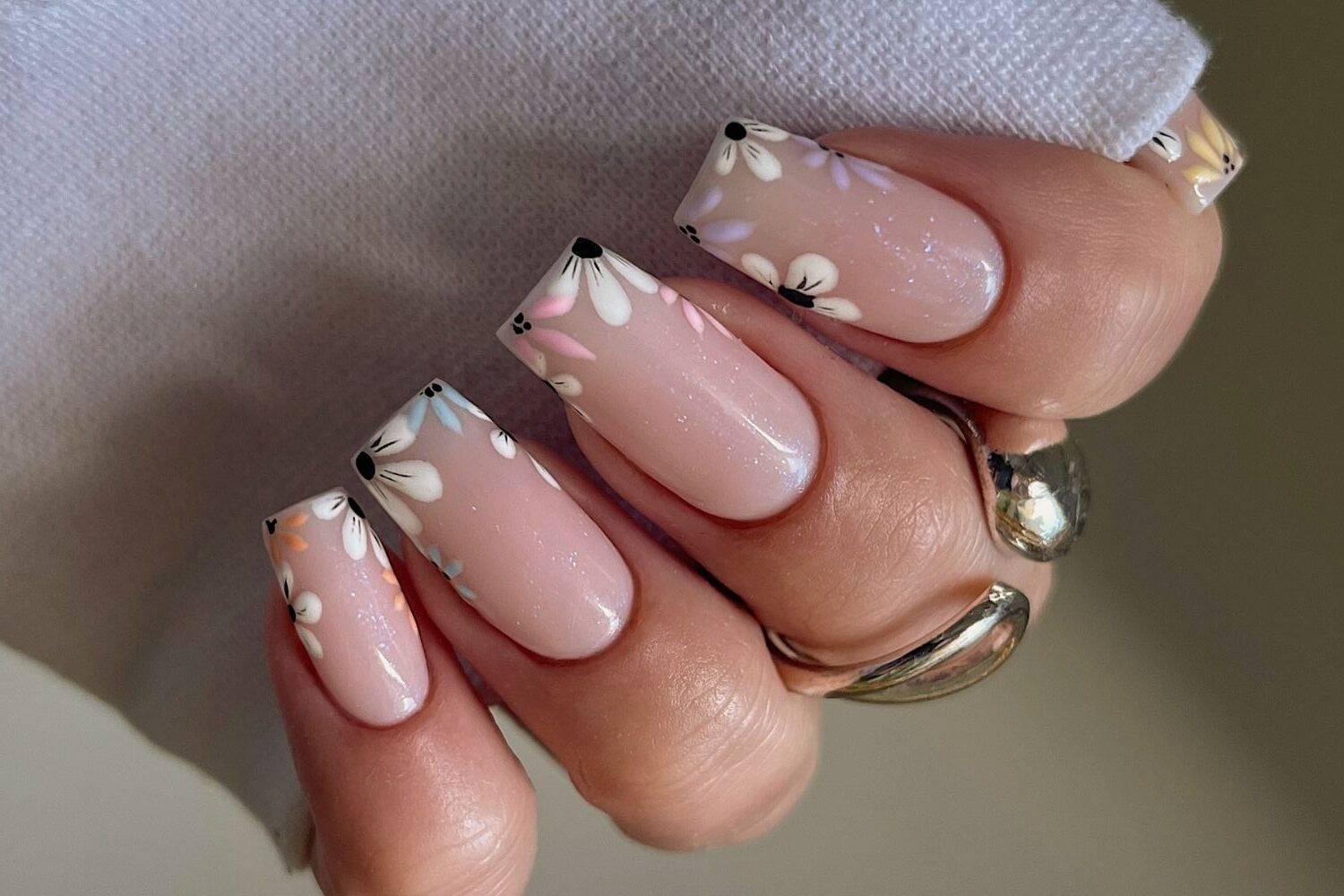 26 Fresh Spring Square Nails to Try This Season