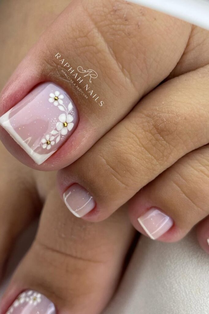 31 Fresh & Trendy Spring Toenail Designs to Try This Season