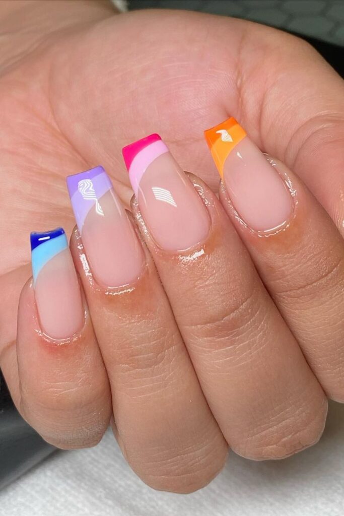 30 Chic Summer French Tip Nails to Try Now