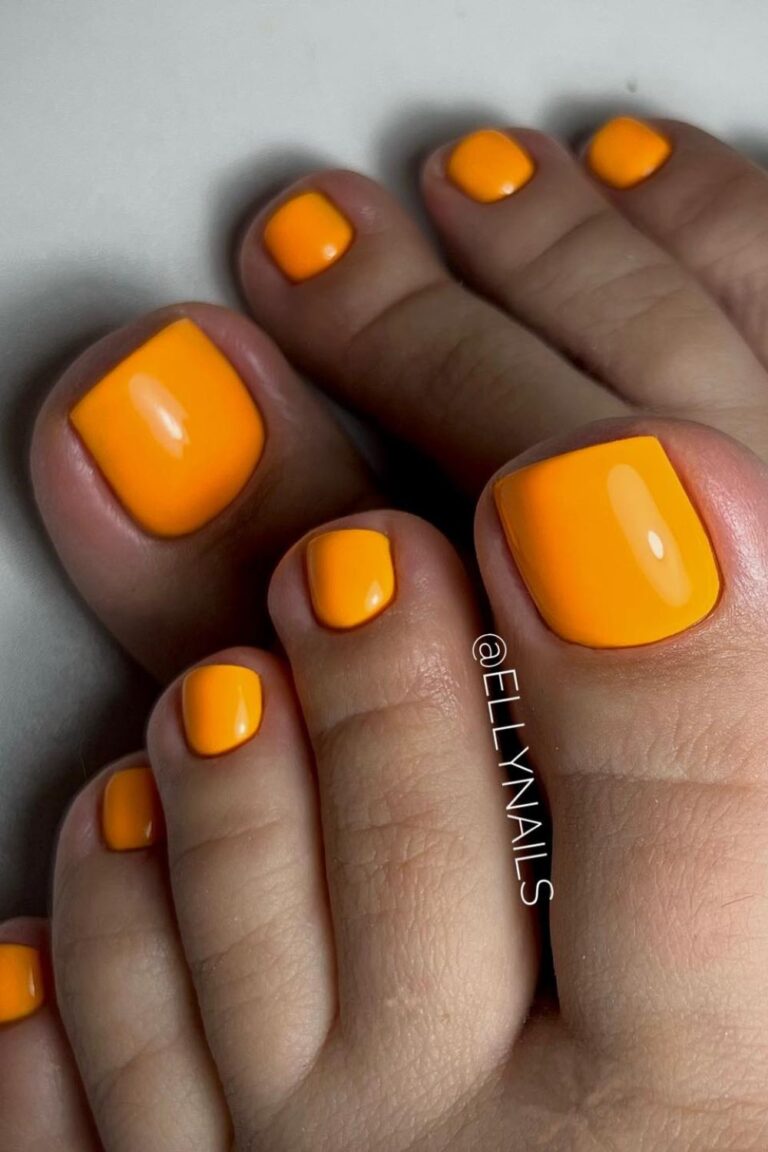 29 Fresh Summer Toe Nails Colors to Try in 2025