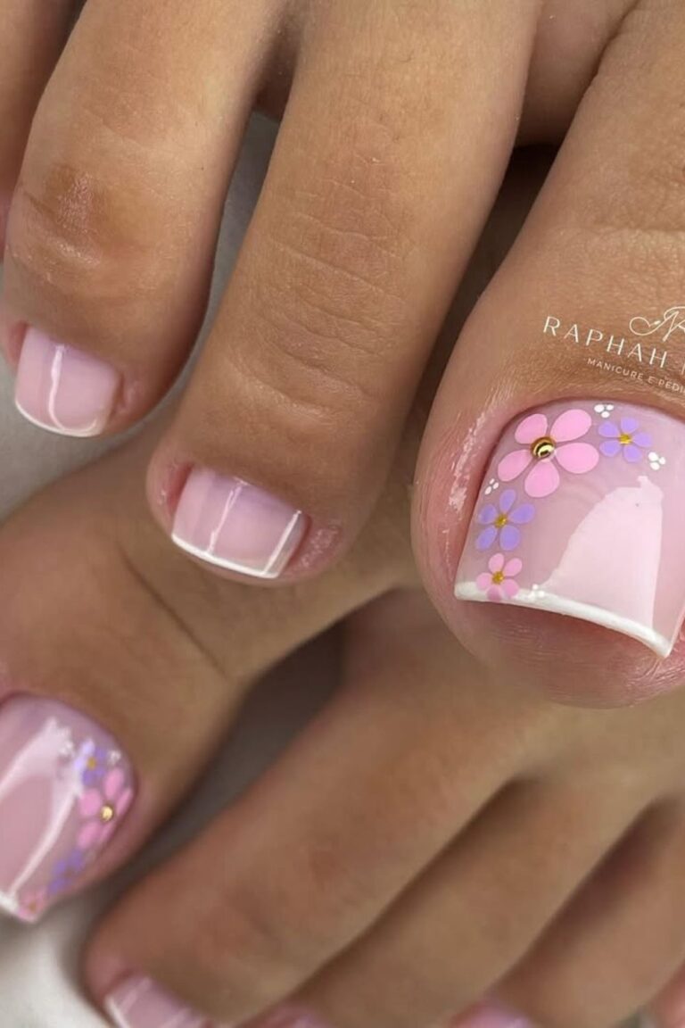 28 Fresh Pedicure Ideas for Summer You’ll Love