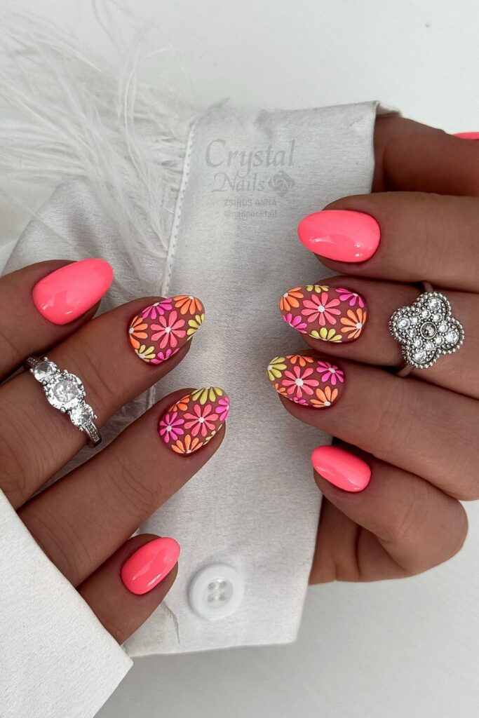29 Summer Vacay Nails That Scream Sunshine & Style