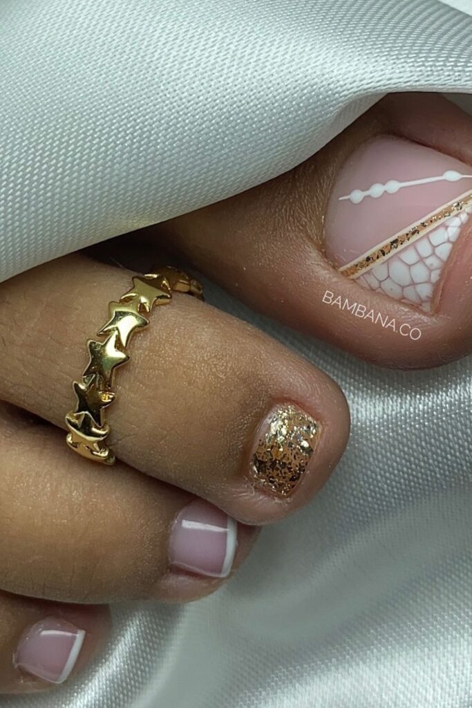 28 Fall Toe Nails: Cozy, Stylish Looks for the Season