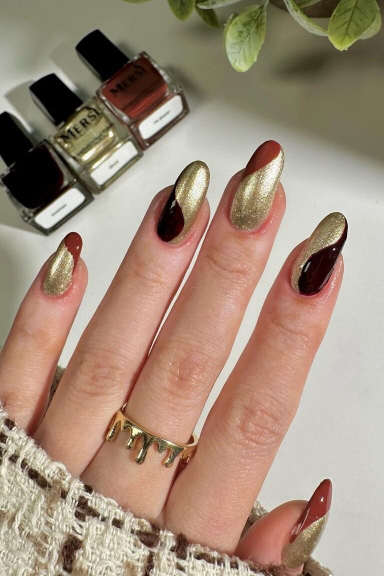32 October Nails: The Best Nail Designs for Fall