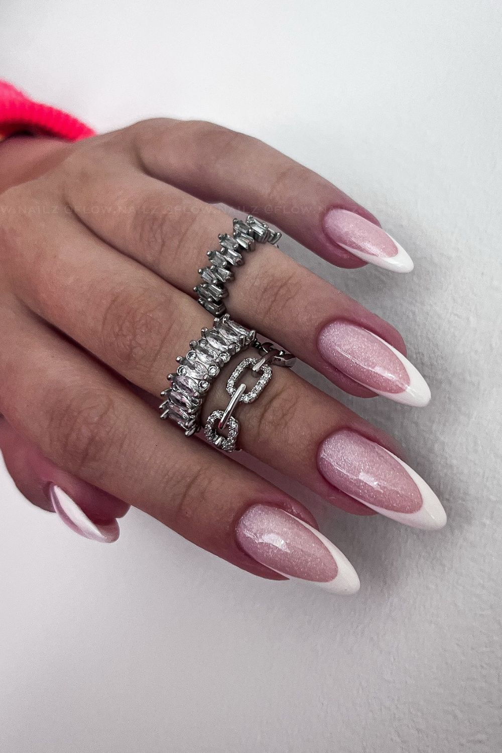 25 Timeless White French Tip Nails to Try This Season