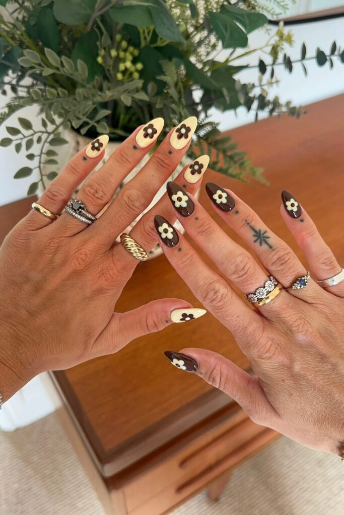 16 Nails with Different Colors on Each Hand: A Trend to Try Now