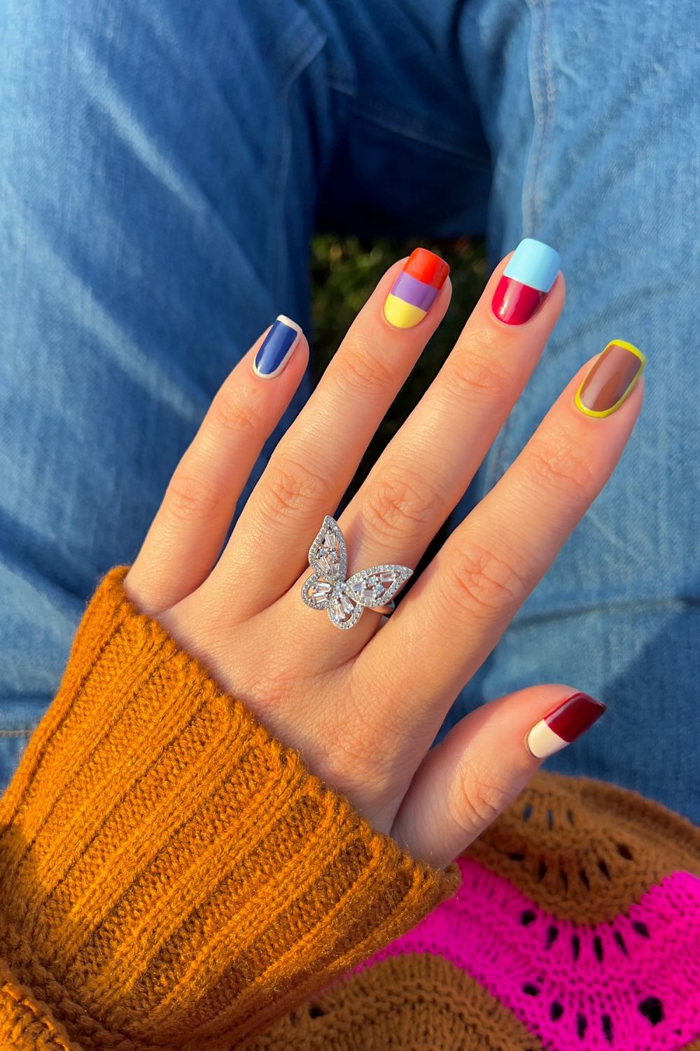 16 Nails with Different Colors on Each Hand: A Trend to Try Now